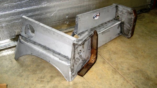 Front Inner Fender Assembly for 1971-80 Scout II, Terra & Traveler - IH ...