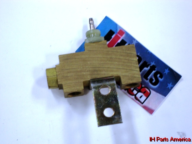 IH Parts America: NOS - New Old Stock Brake Line Distribution Block
