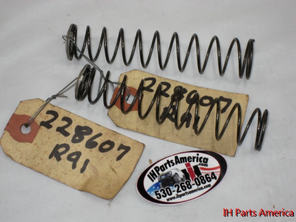 IH Parts America: NOS - New Old Stock Spring